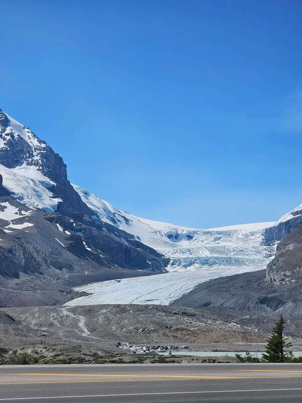 Canmore/Banff: Columbia Icefield, Skywalk, Peyto Day Tour - FAQ