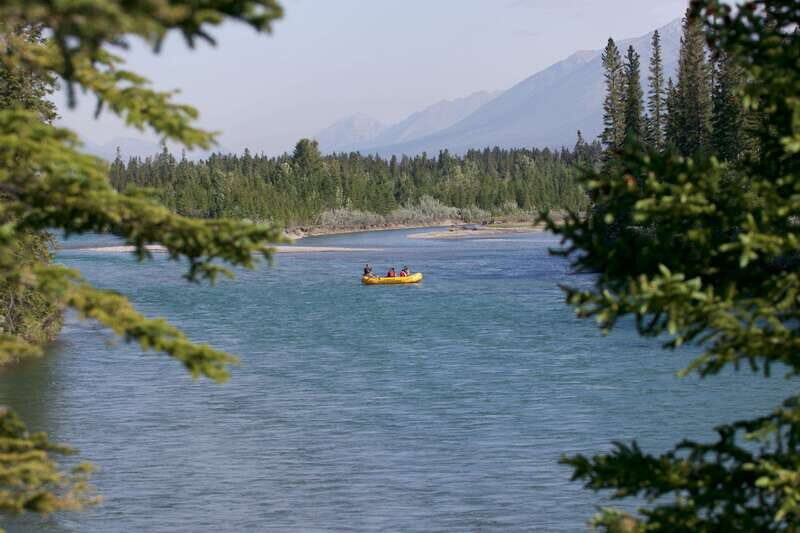 Canmore: Bow River Scenic Float Tour - The Experience in Action