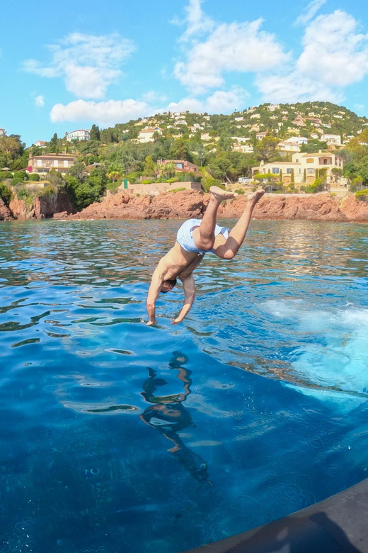 Cannes: 2.5-Hour Esterel Calanques Boat Excursion - Key Points