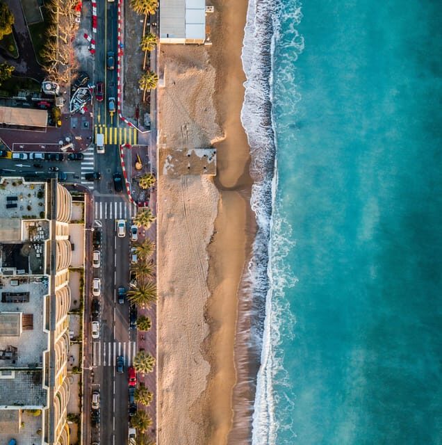 Cannes: Express Walk with a Local in 60 minutes - Discover Cannes in 60 Minutes with a Local Guide