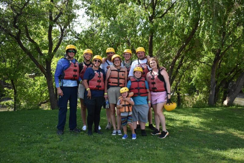 Cañon City: Family Float Rafting With Lunch, Photo & Wetsuit - Key Points