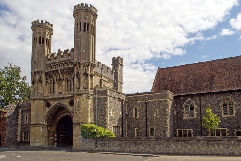 Canterbury Dover Castle Leeds Castle Private tour with pass - A Full Breakdown of the Experience