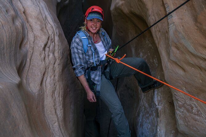 Canyoneering Adventure Near Lake Powell - What Is the Canyoneering Adventure Near Lake Powell?