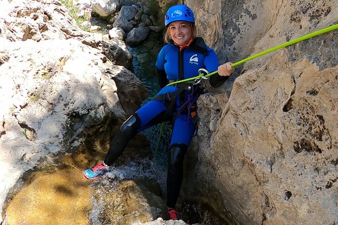 Canyoning Adventure Rio Verde in Granada - Adventure and Scenery