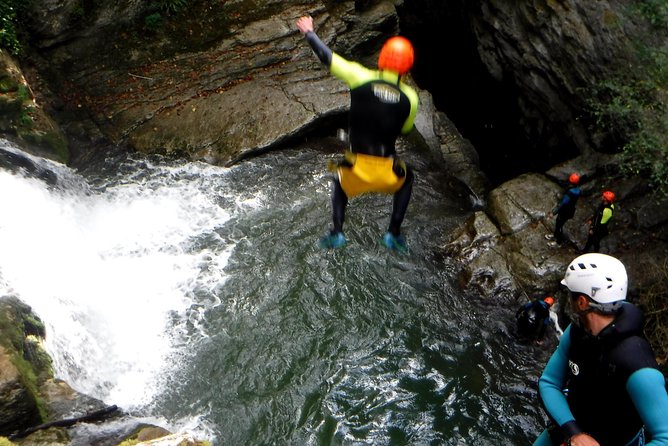 Canyoning Discovery of Furon Bas in Vercors - Grenoble - Highlights of the Furon Canyon Experience