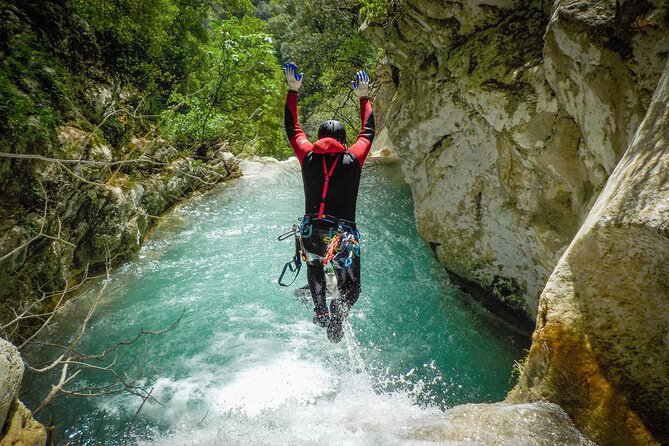 Canyoning Experience in Neda Review - Meeting and Pickup Details