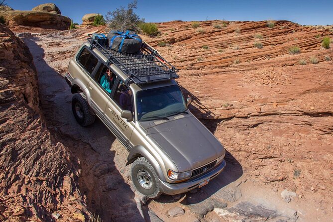 Canyonlands National Park Needles District by 4x4 - Return to Moab