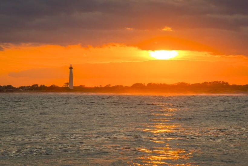 Cape May: Sunset Dinner Cruise on the Spirit of Cape May - Key Points