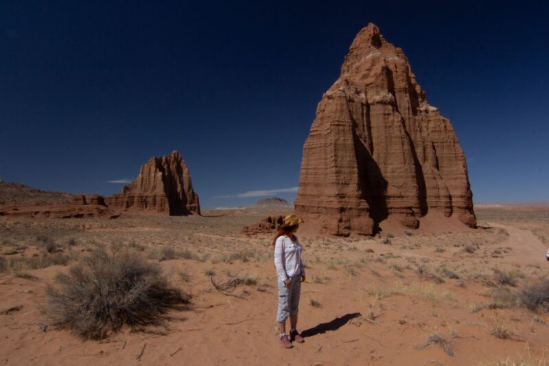 Capitol Reef National Park: Cathedral Valley Day Trip - Panoramic Overlooks and Short Hikes