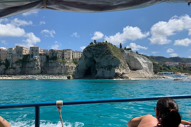 Capo Vaticano Boat Tour with Snorkeling and Aperitif from Tropea - The Experience in Context