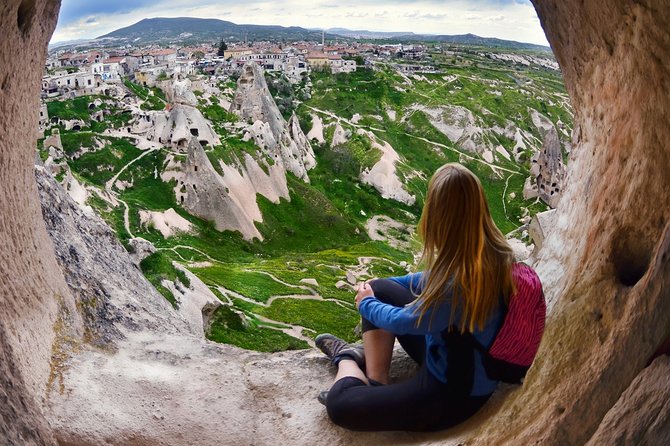 Cappadocia Daily Red Tour With Lunch - Visiting the Pigeon Valley and Uchisar Castle