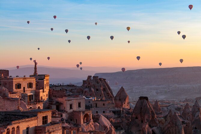 Cappadocia in Spanish - North - Devrent Valley (Imagination Valley)
