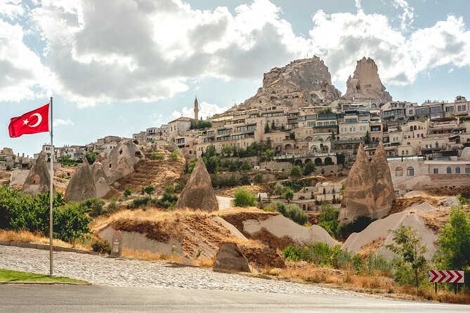 Cappadocia in Spanish - North - Uçhisar Castle