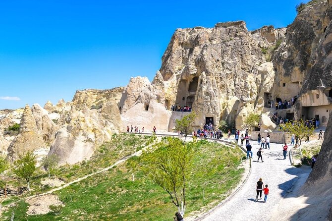 Cappadocia Red Tour (South of Cappadocia) - Castles of Uçhisar and Ortahisar