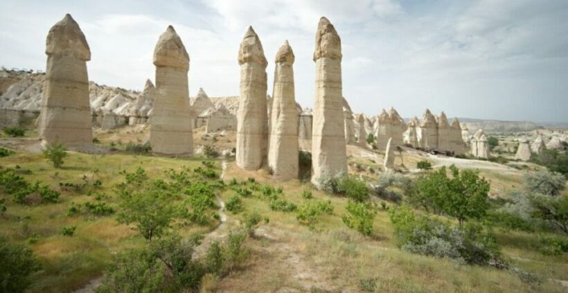 Cappadocia Red Tour with Small Group Full-Day Include Lunch - Discovering Cappadocia’s Highlights