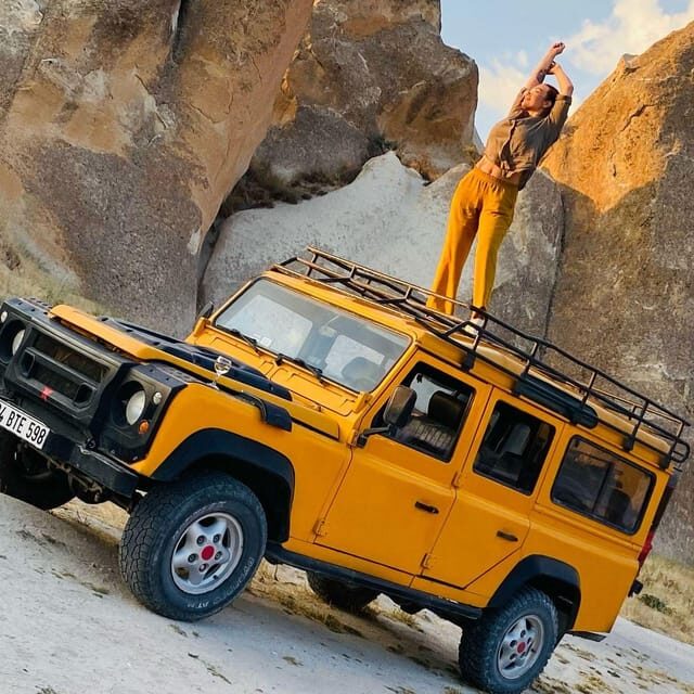 Cappadocia: Sunset Jeep Safari Tour with Champagne - Detailed Breakdown of the Itinerary and Stops