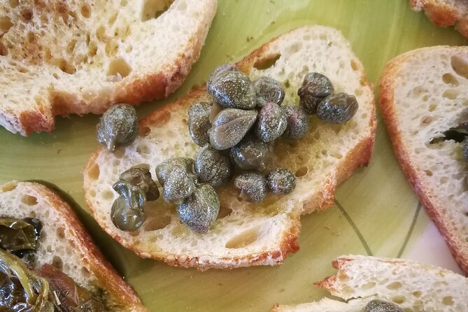 Cappero Di Salina: a Unique Tasting Experience - Customer Feedback and Testimonials