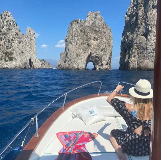 Capri: 2-Hours Boat Tour with Swimming, Limoncello and Snack - An Authentic and Informative Way to Experience Capri