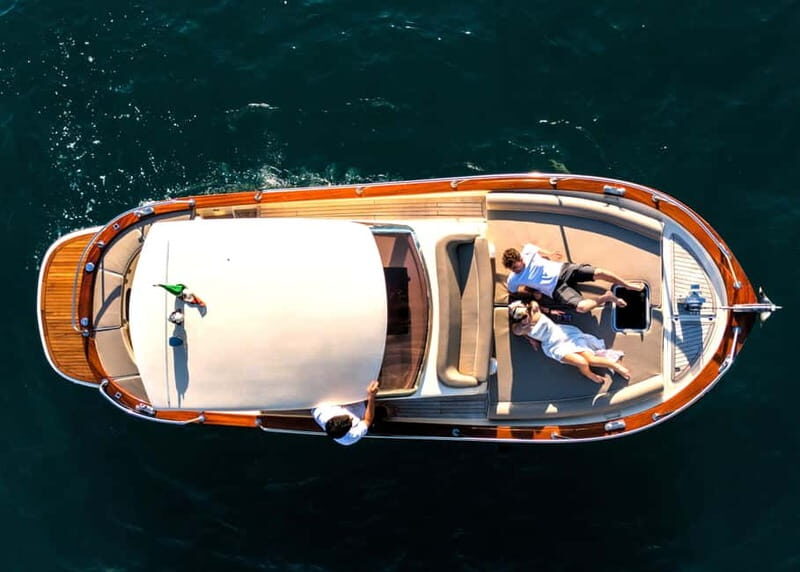 Capri : 2 Hours Private Boat from Capri - An In-Depth Look at the Capri Private Boat Tour