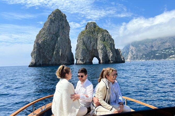 Capri All Inclusive Private Boat Tour - Key Points