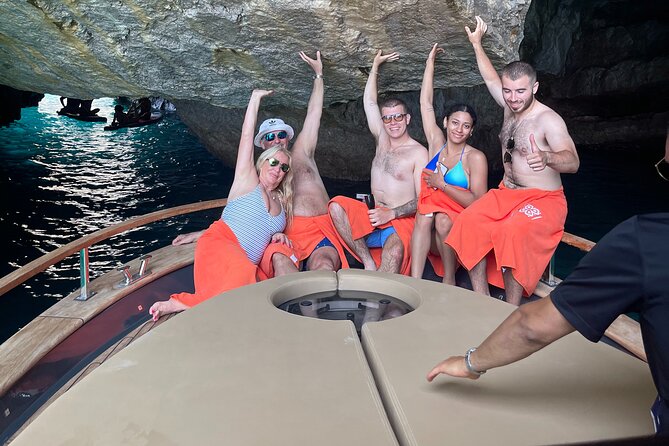 Capri All Inclusive Small Group Tour From Positano - Inclusions and Amenities