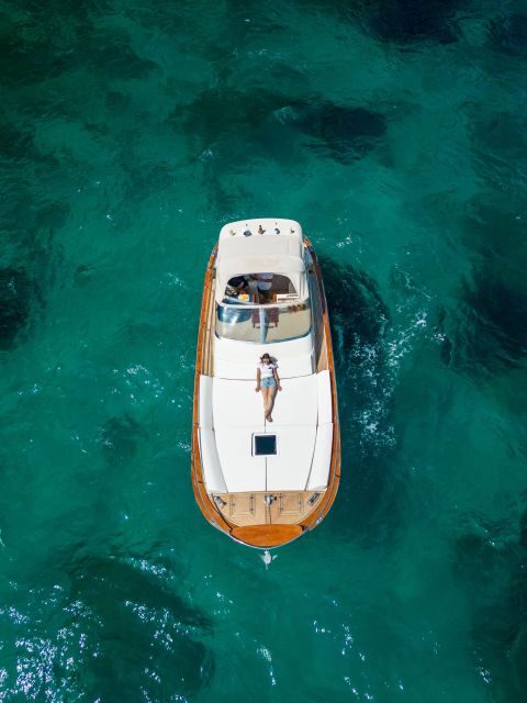 Capri- Amalfi Coast :Speed boat - The Itinerary and What You Can Expect