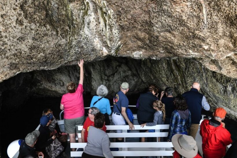 Capri and Anacapri: Sea and City Sightseeing Tour - Key Points