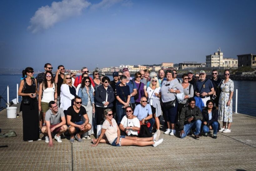 Capri and Anacapri: Sea and City Sightseeing Tour - Considerations and Possible Drawbacks