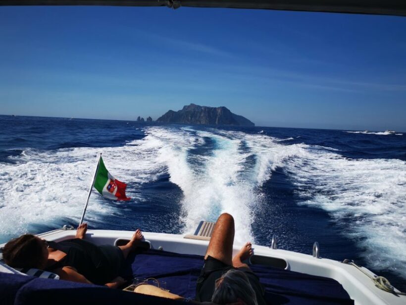 Capri: Boat tour around Capri with Faraglioni and grottos - Exploring Capri by Boat: What You Can Expect