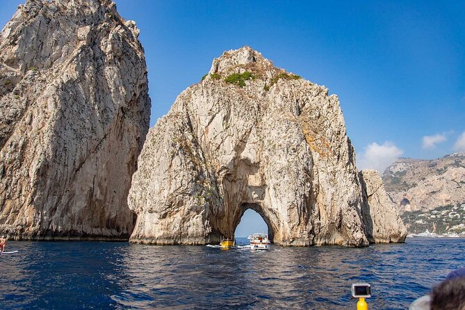 Capri Boat Tour From Sorrento With Lunch on Board and Snorkeling - Positive Customer Feedback