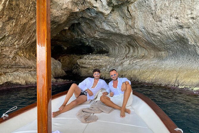 Capri Boat Tour: Grottoes, Swim & Sip Limoncello in a Small Group - Tour Feedback and Experiences