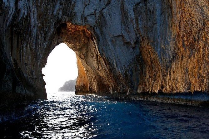 Capri: Boat Tour, Priority Tickets & Blue Grotto (Optional) - Booking the Capri Boat Tour