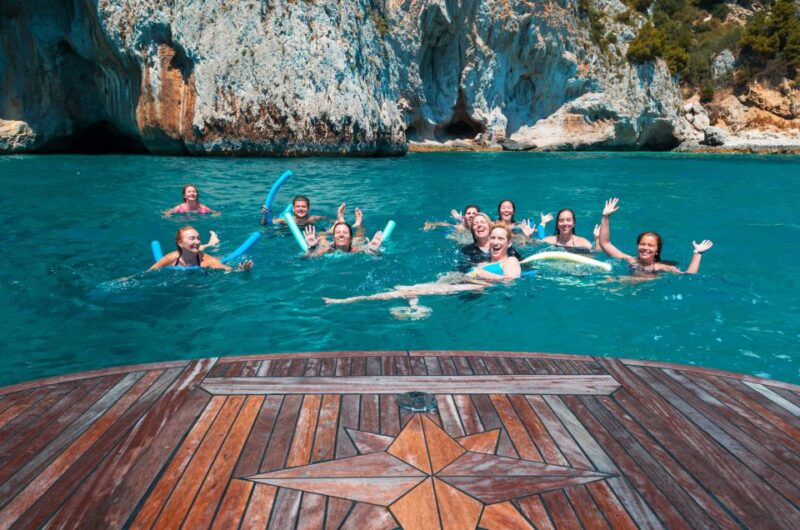 Capri: Full-Day Small Group Boat Tour - Frequently Asked Questions