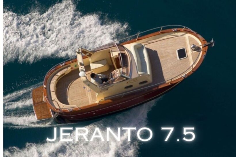 Capri: Island Tour by boat and optional Blue Grotto visit - The Charm of a Private Boat Tour in Capri