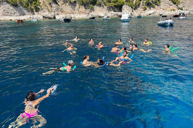 Capri Private All Inclusive Boat Tour With City Exploration - Exploring the Island of Capri