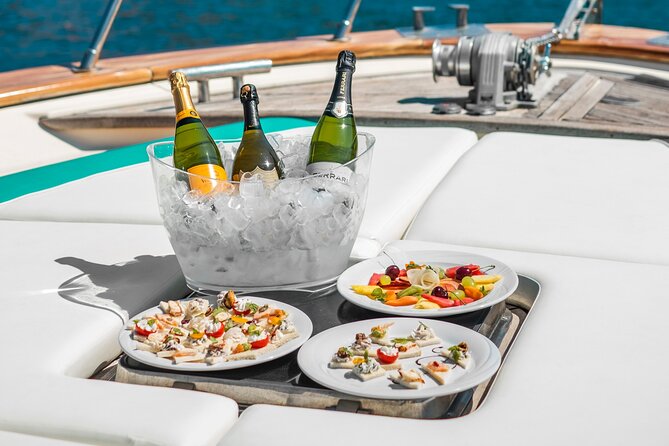 Capri Private Boat Day Tour From Sorrento, Positano or Naples - Exploring Capri Island