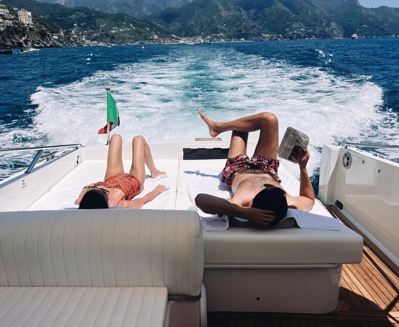 Capri: Private boat tour - A Closer Look at the Capri Private Boat Tour