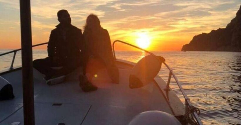 Capri Private Boat Tour at Sunset from Capri (2 hours) - Swimming, Snacks, and Music