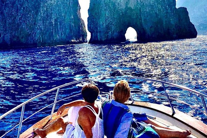 Capri Private Boat Tour From Positano or Praiano - Meeting and Pickup