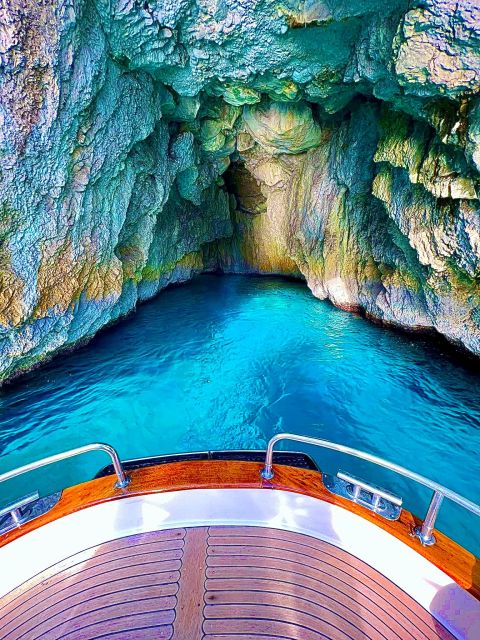 Capri: Tour of the island with caves and Faraglioni - The Sum Up