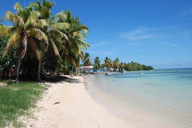 Captain's Most Popular Snorkeling and Beach Day with Lunch - FAQs