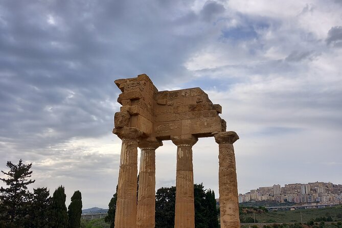 Captivating Agrigento Sunset Tour of Valle Dei Templi - Capturing the Sunset Splendor