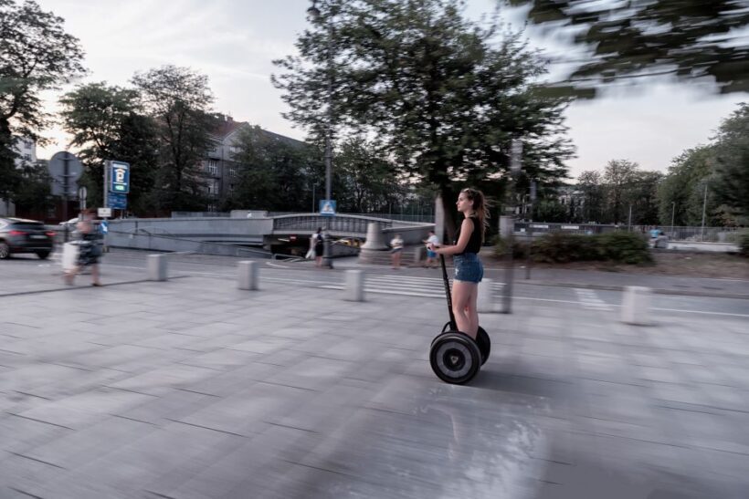 Capture the Magic: 1-Hour Segway Rental with Photosession - FAQ