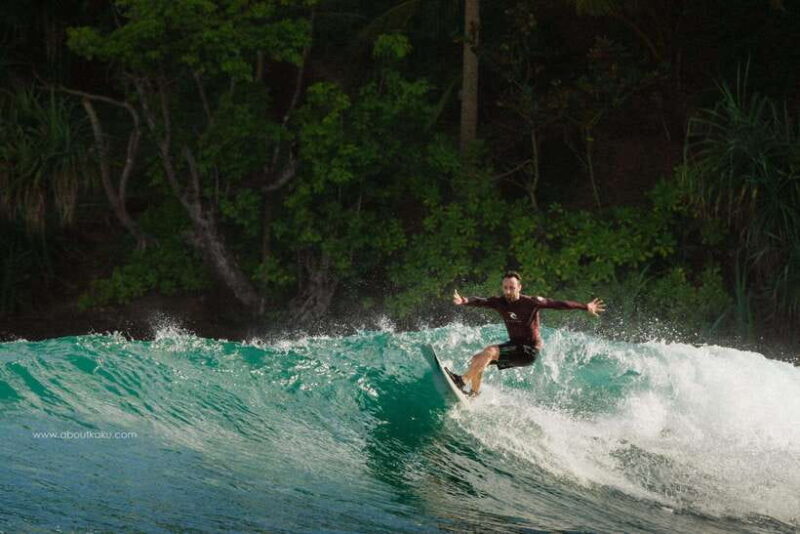 Capturing the Thrill of the Waves - Key Points