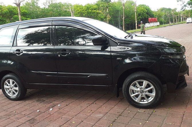 Car Rental With Driver 8-10 hours Tour - Minivan Toyota Avanza - How the Day Unfolds