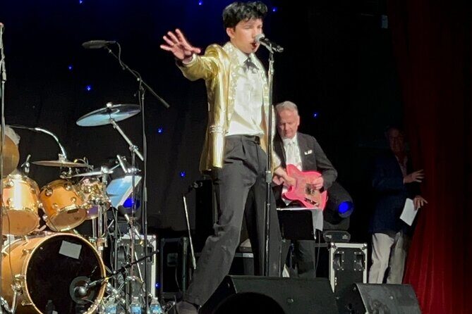 Caravan Of Stars A 50s and 60s Sock Hop Tribute Show - A closer look at what the Caravan of Stars show offers