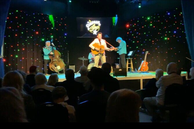 Caravan Of Stars A 50s and 60s Sock Hop Tribute Show - The value and overall impression