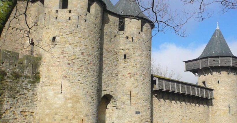 Carcassonne: Fortress Walking Tour - An Introduction to the Carcassonne Fortress Walking Tour