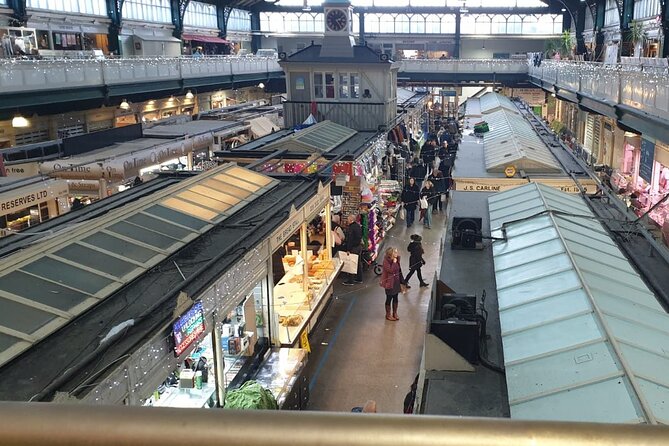 Cardiff All in One Walking Tour - Meeting Details