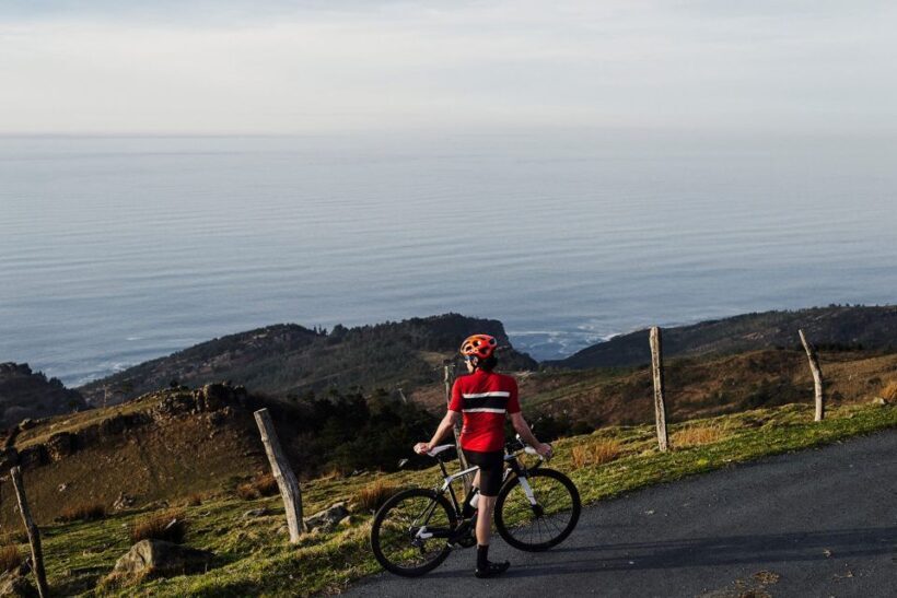 "CARESSING THE SEA" Road cycling guided tour. - The Experience: What It Feels Like